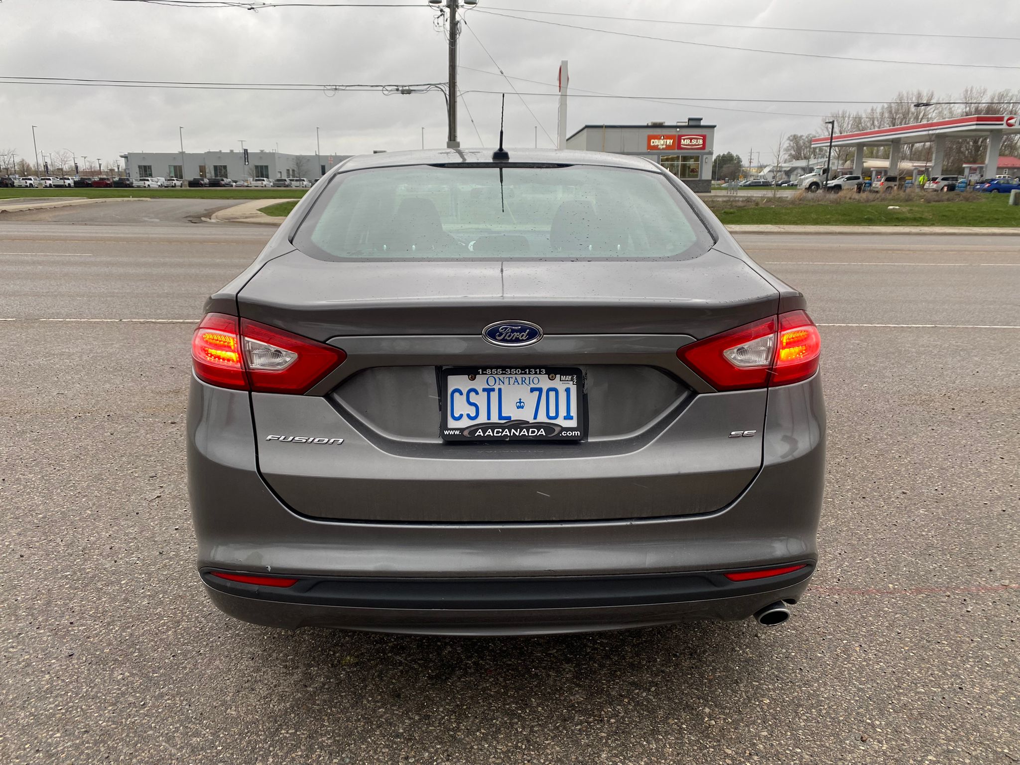 2013 FORD FUSION SE - Silverstone Motors Dealership | Buy, Sell, Trade ...