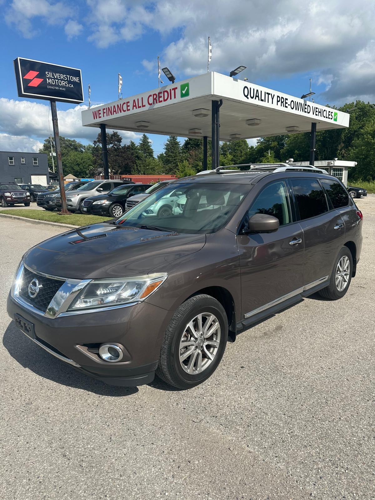 2016 NISSAN PATHFINDER SL AWD CLEAN CARFAX - Silverstone Motors ...
