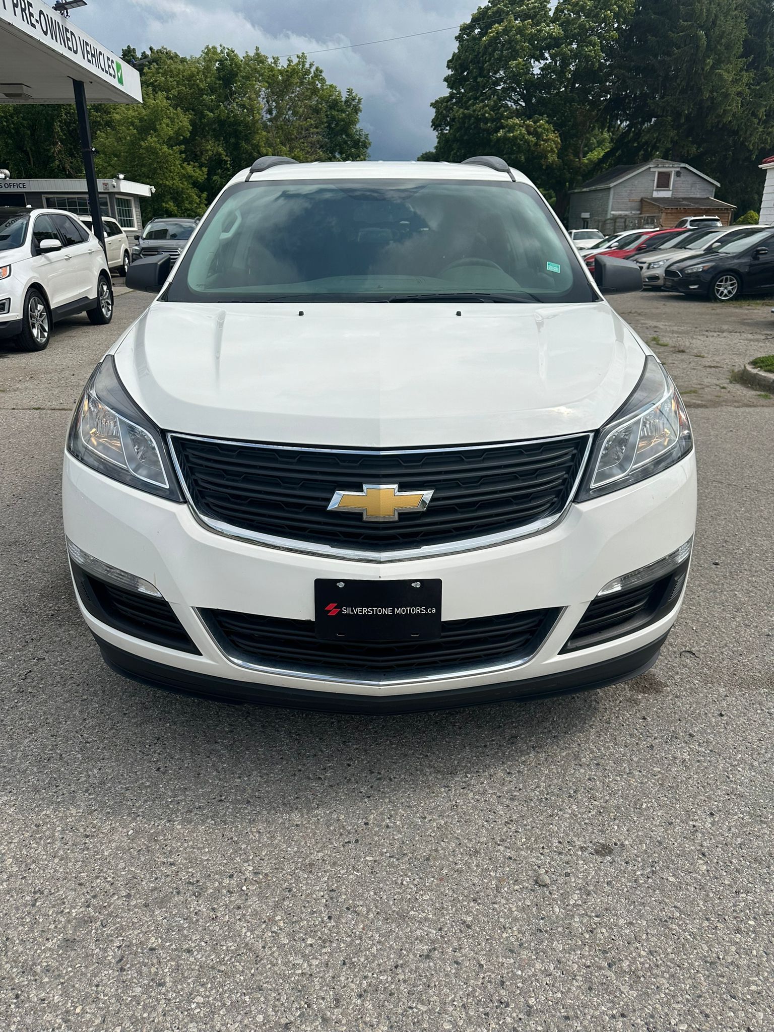2015 CHEVY TRAVERSE LS AWD - Silverstone Motors Dealership | Buy, Sell ...